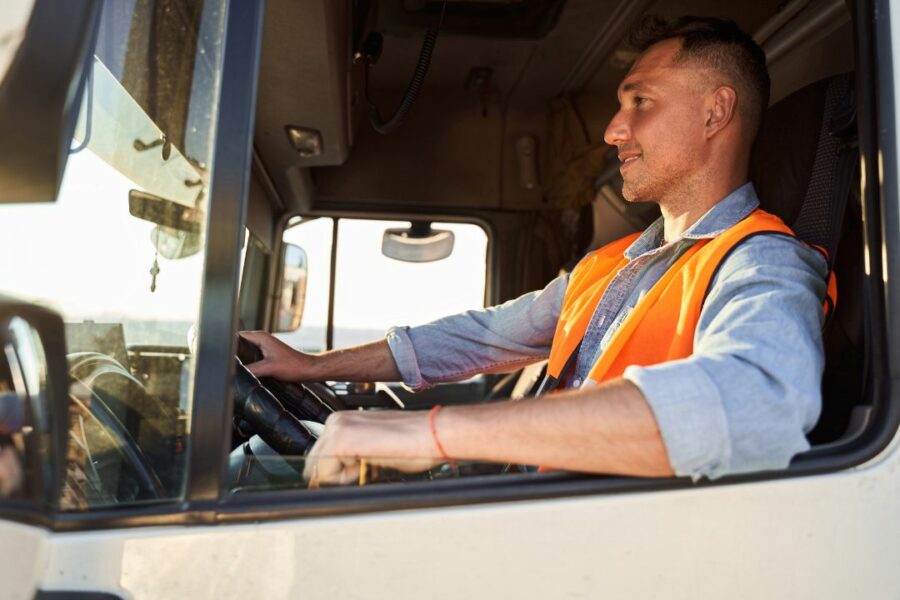 How Truck Drivers Can Stay Focused Driving Long Distances – On the PULSE